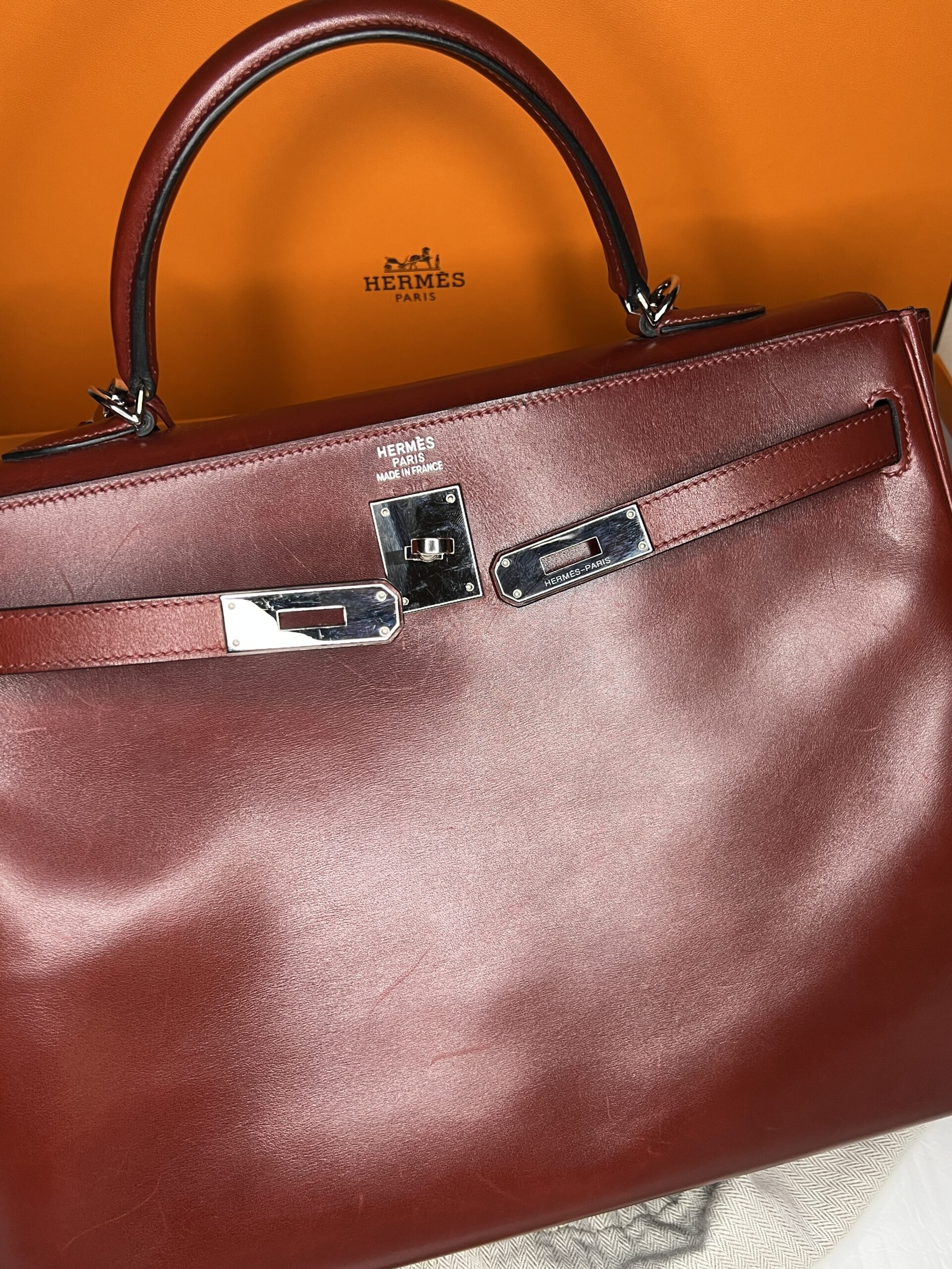 HERMÈS Kelly 35 Box Calf Leather Rouge 2006 | UNLIMITAGE